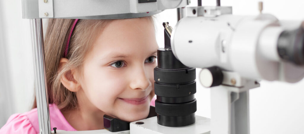 What are the common symptoms of cataracts in children? – Perfect Eye ...